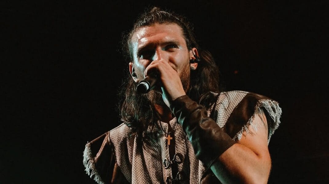 Cum și-a găsit iubită unul din "Lupii lui Calancea"? Bunica, fana ...